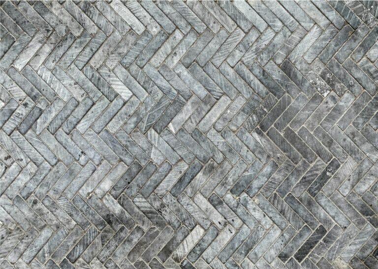 Herringbone Pattern: How to Make Them and Our Favorite Styles